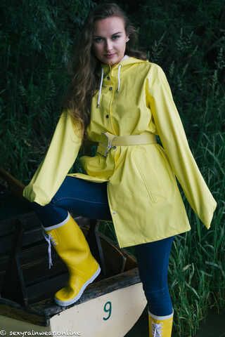 SEXYRAINWEAR.online | Wrapped up in yellow