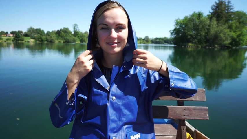 SEXYRAINWEAR.online | A splash of blue